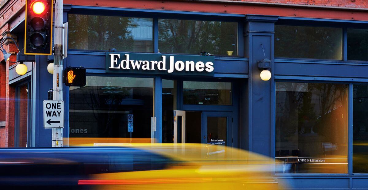 SWOT Analysis of Edward Jones | Business Management & Marketing